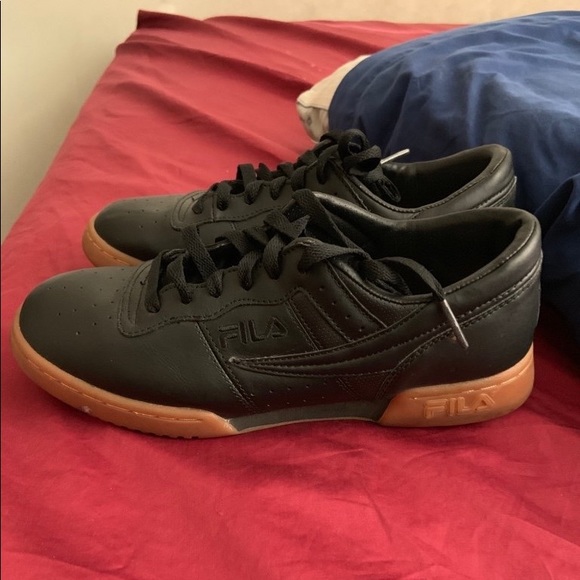 Fila | Shoes | Filas Black With Bubble Gum Bottom | Poshmark
